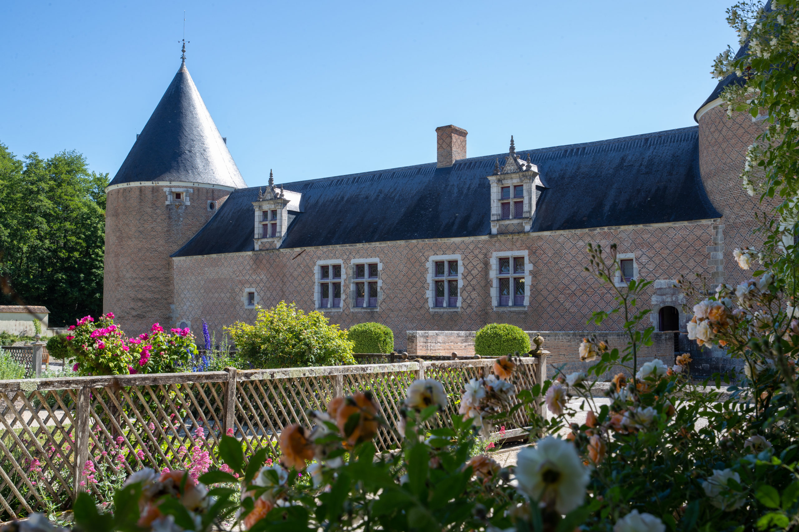 Le château de Chamerolles - La Route de la Rose du Loiret